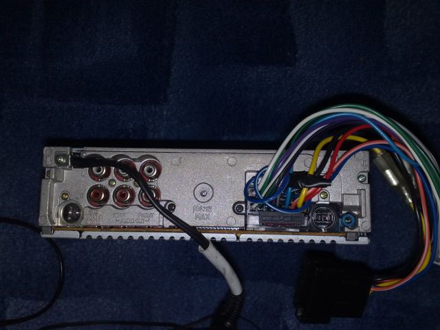 P: autorádio sony CDX-F7500 cena 1950,-kč - DP forum